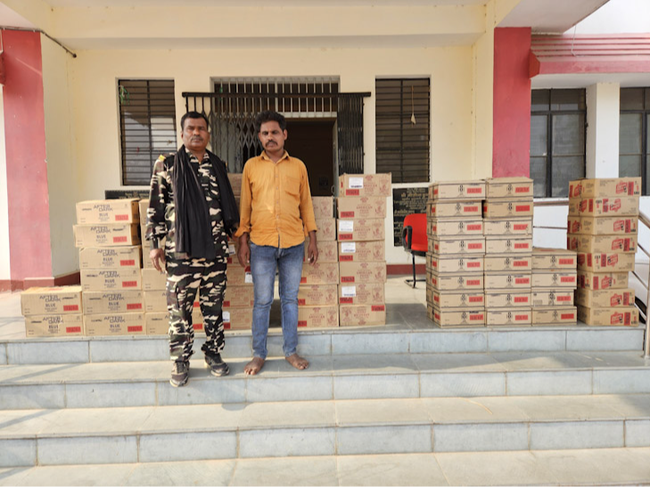 A huge amount of liquor was recovered from the tractor, Muffasil Police ...