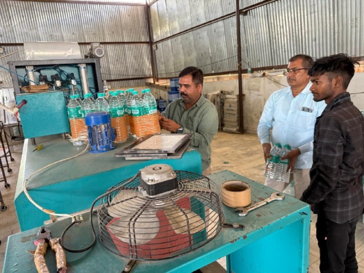 Action on water packaging unit in Pali | बिना ISI मार्क के पानी ...
