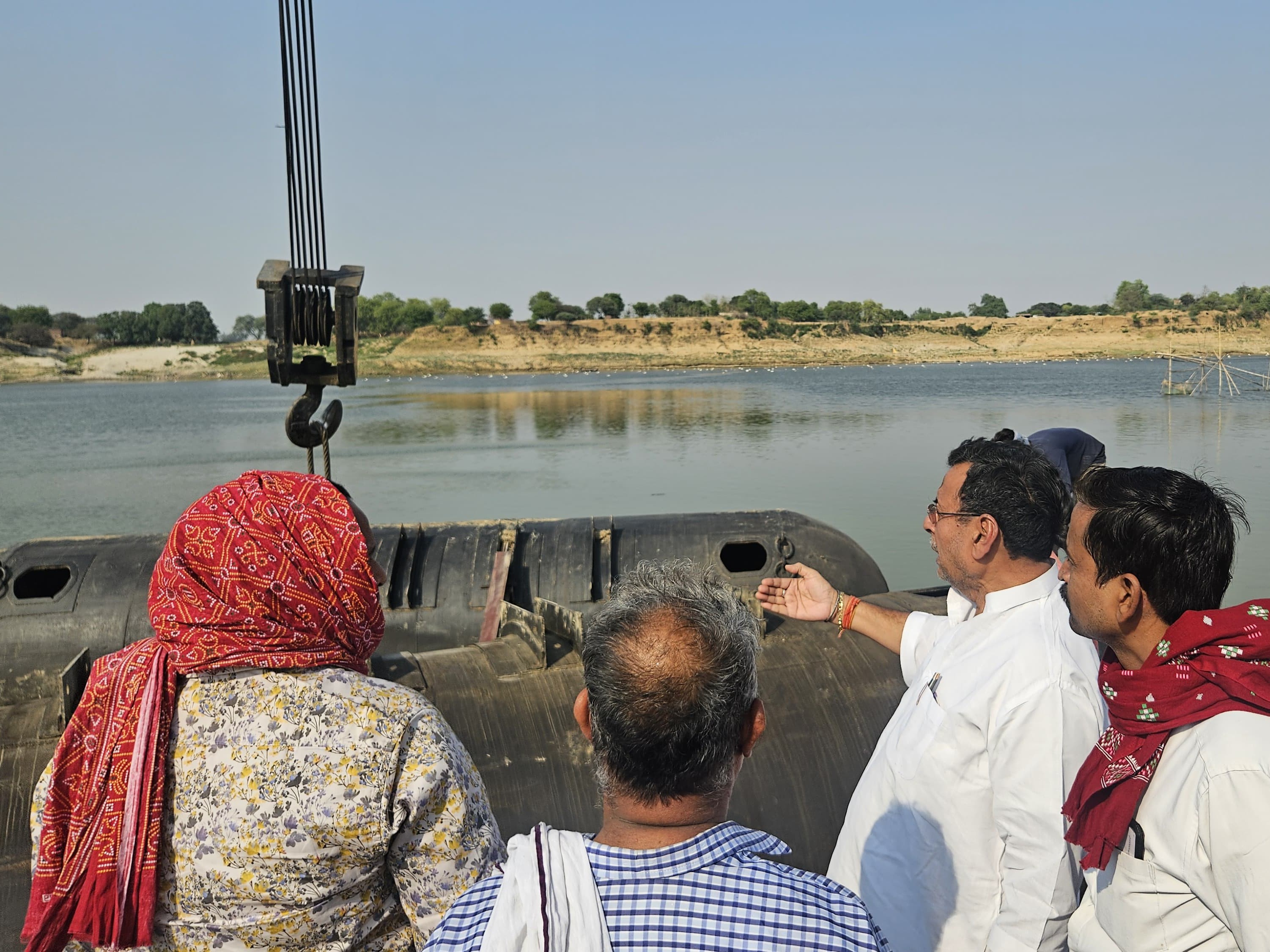 Kolhua-Company Ghat Pipa Bridge will last only three weeks