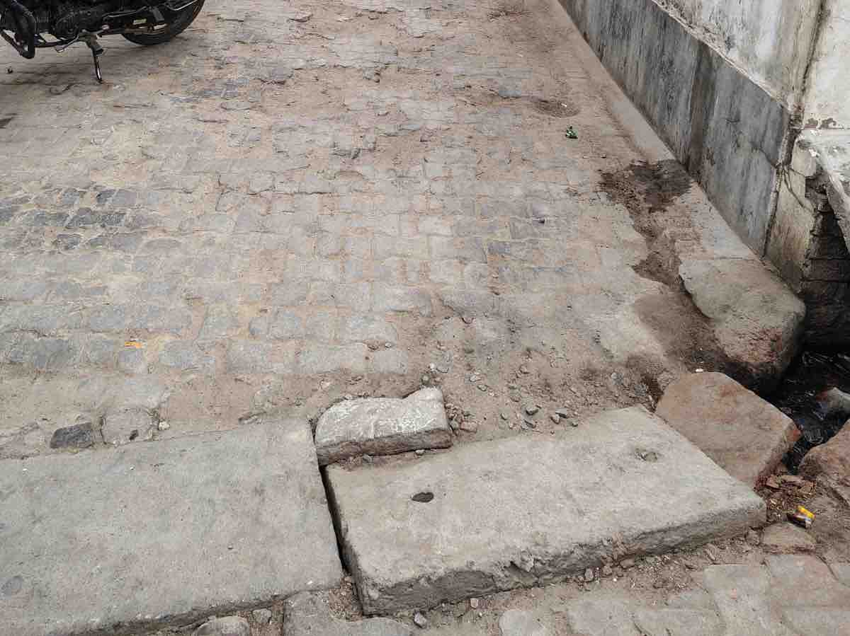 Dilapidated road in Chaudhryan Mohalla of Dariyabad