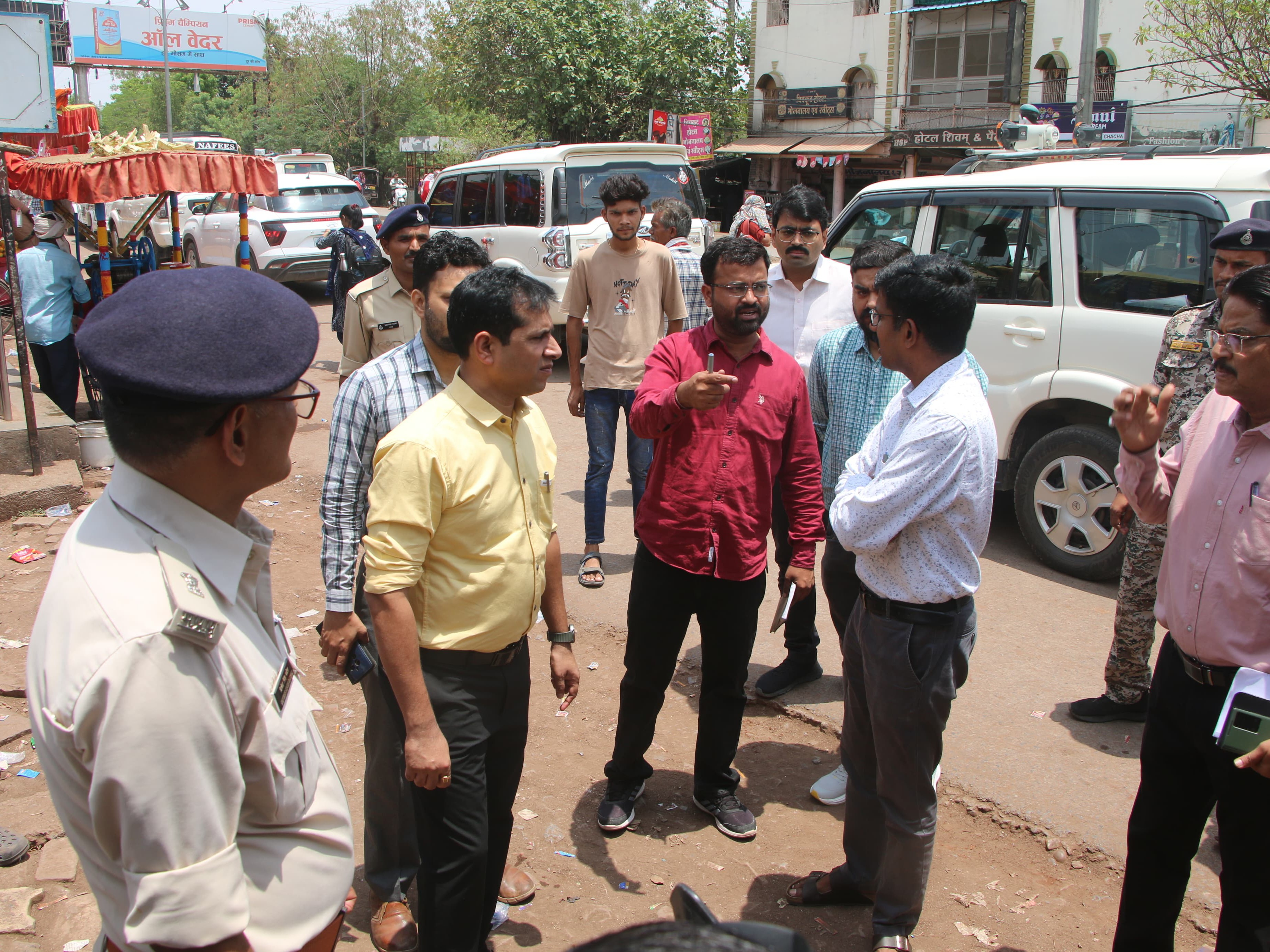 Satna collector formed a team of 8 officers | सतना कलेक्टर ने बनाई 8 ...