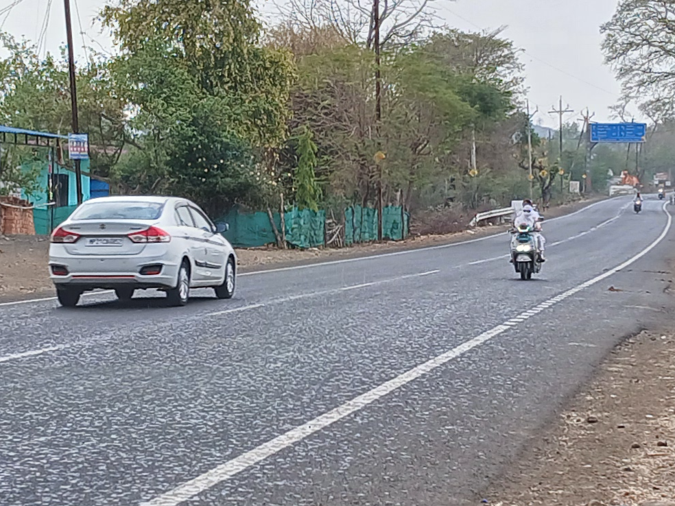 Clouds camp in Sagar's sky, drizzle in rural areas | सागर में बादलों का ...