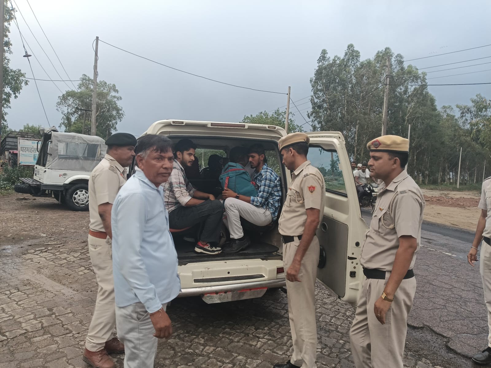 Hisar-Hansi-police-conducts-special-vehicle-checking-campaign-update