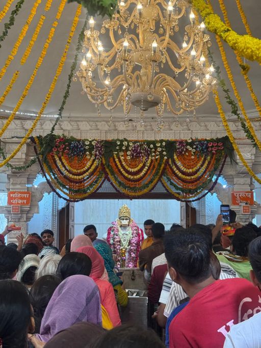 Lucknow Hanuman Setu Mandir History; Saint Neem Karauri Baba Connection