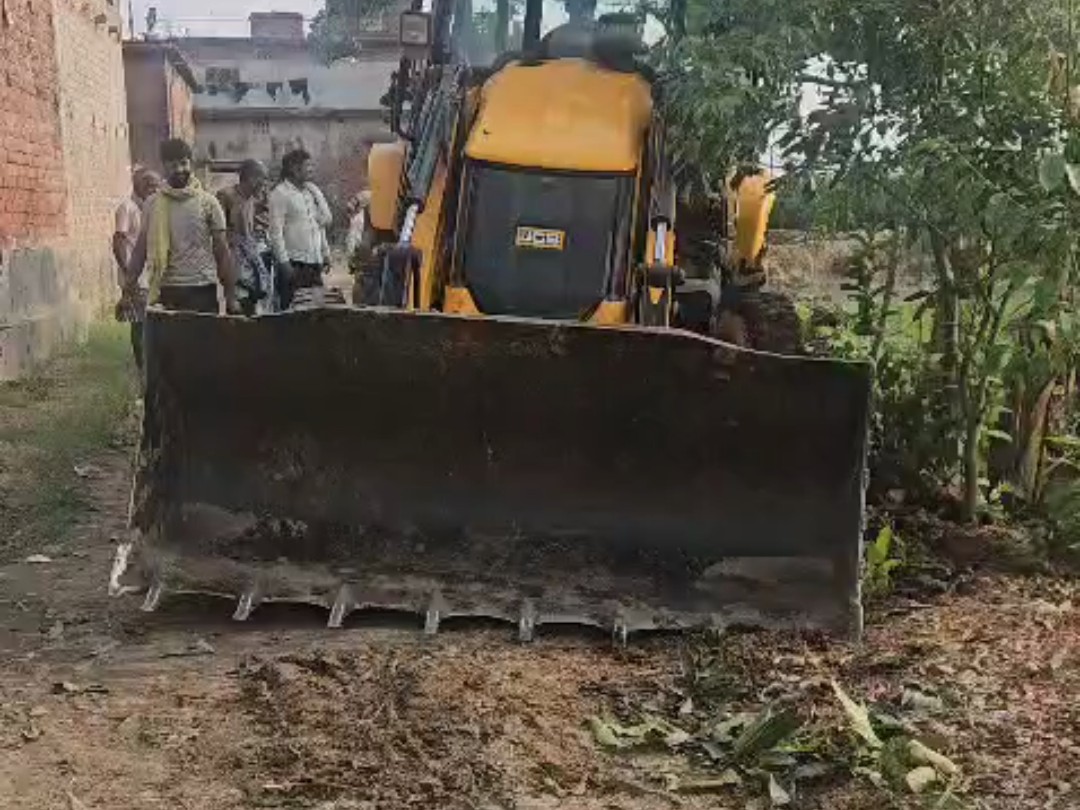 Road construction started in Pipraich