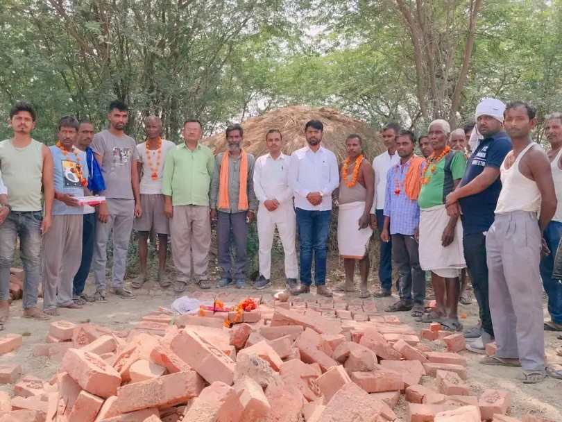 Approval for construction of Khadanja road in Pendara village of Amethi ...