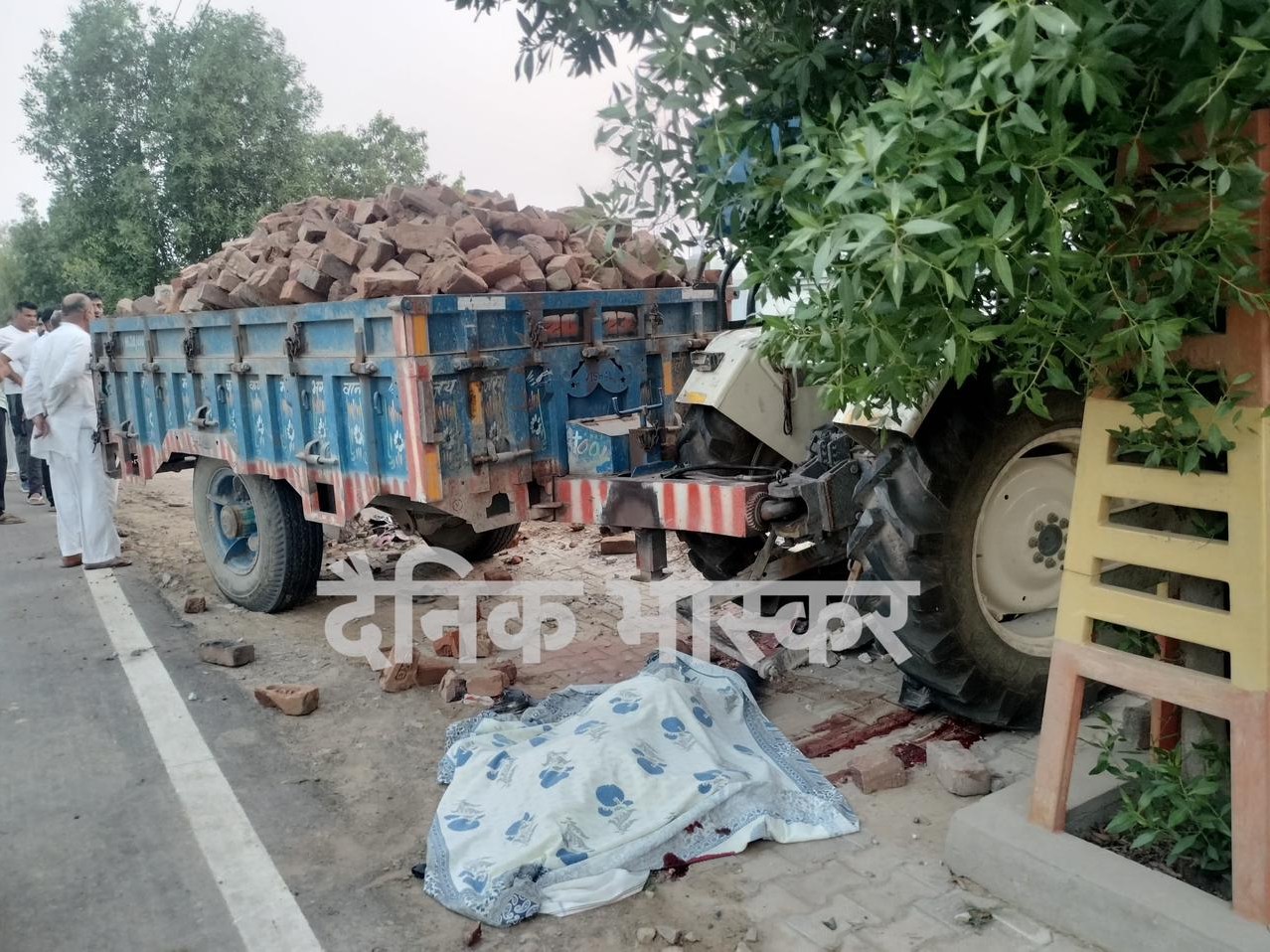 Hisar-Hansi-dhana-khurd-Road-Accident-25-year-old-dies-update | हांसी ...