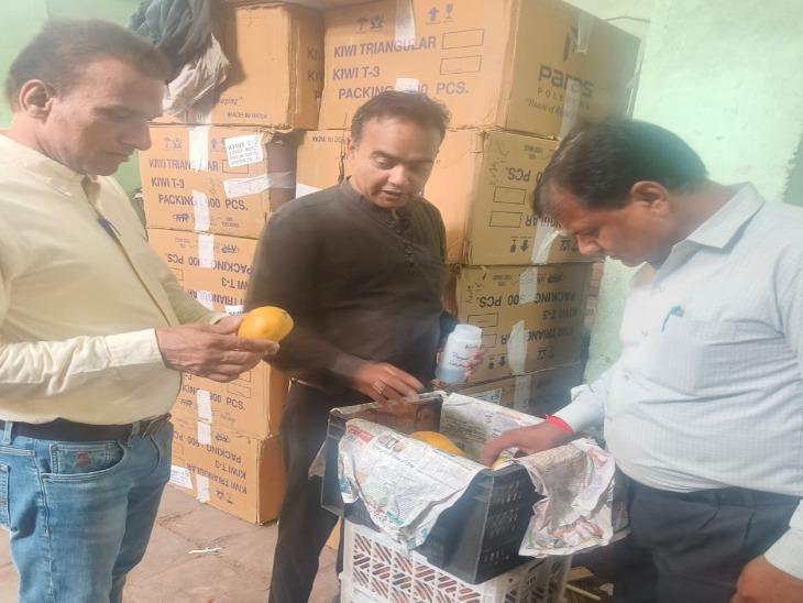 Rajasthan Kota Food Department Fruit Vegetable Market Surprise ...