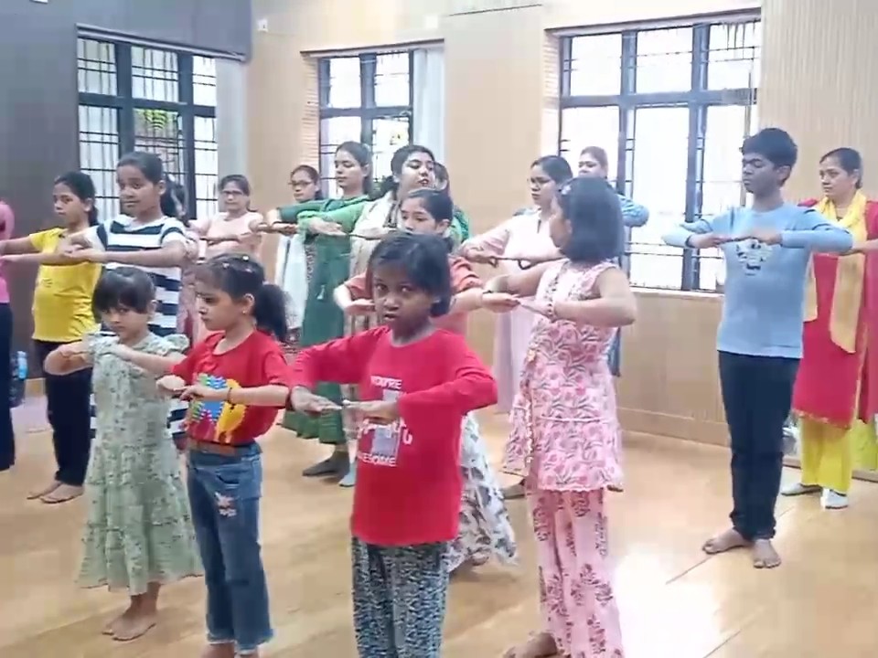 Free yoga workshop organized in Lucknow