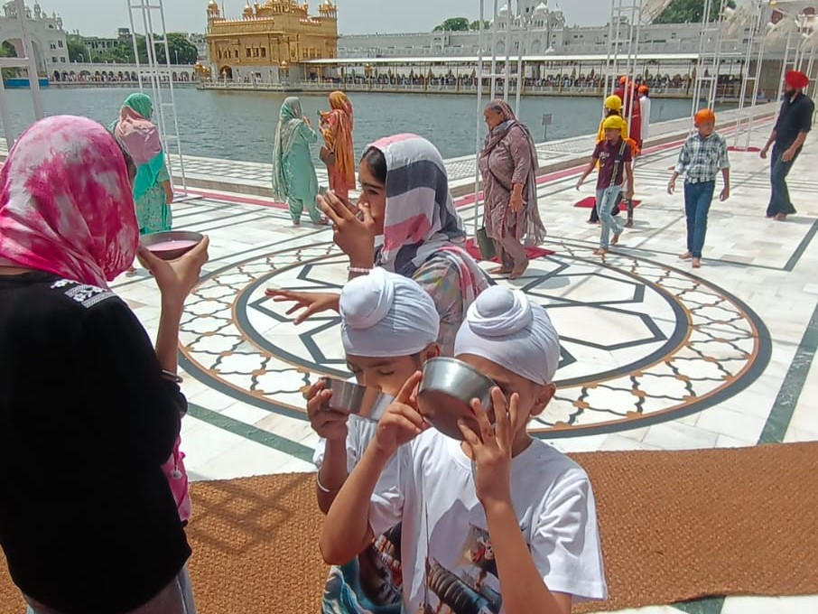 amritsar golden temple shahidi diwas guru arjan dev ji chabeel seva ...