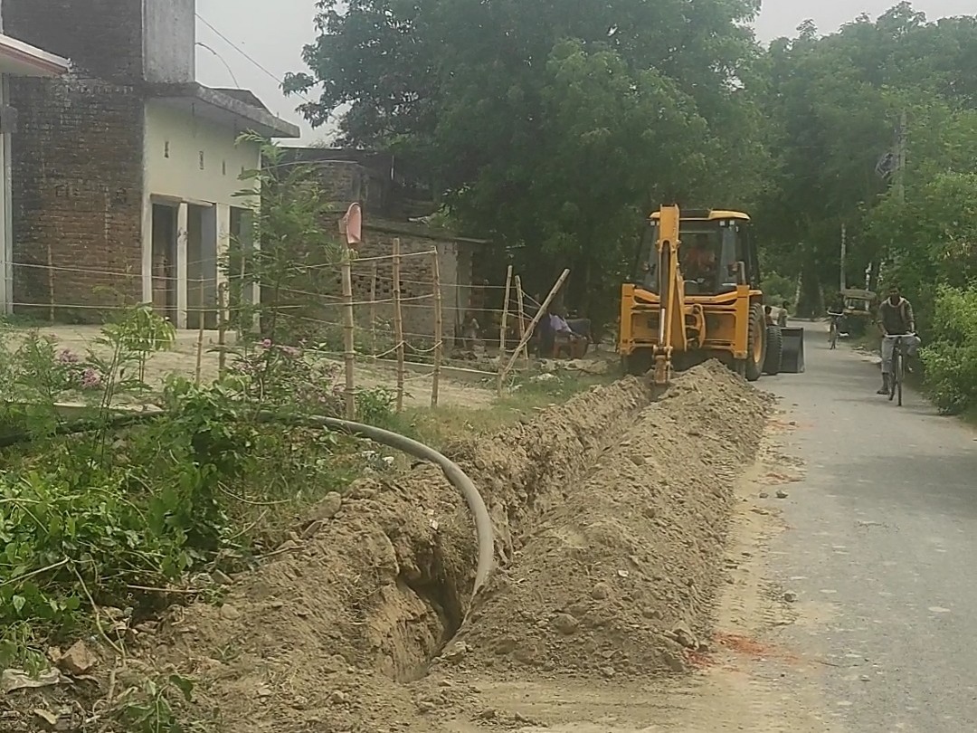Water supply scheme started in Bharhapara of Wazirganj