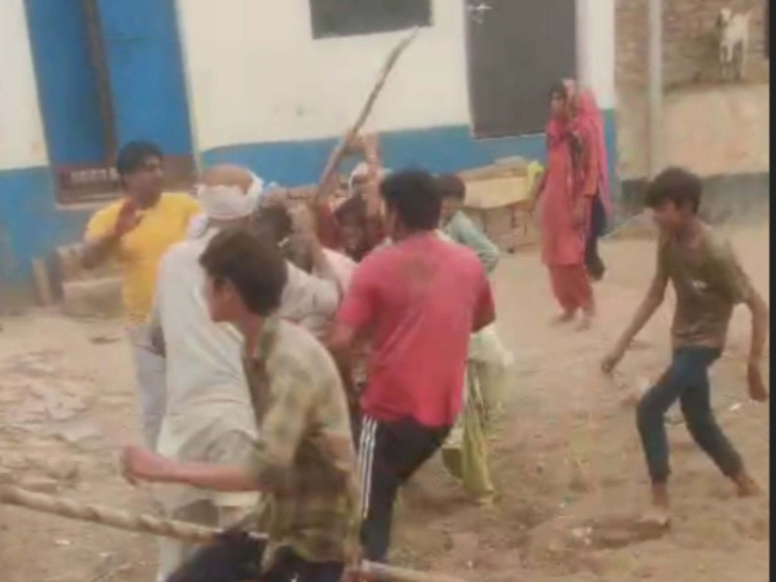 Fight between two parties over water dispute in Baghpat