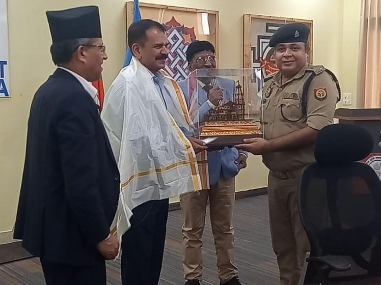 DG Fire Aditya Mishra welcomed at Rupaidiha Land Port | डीजी फायर ...