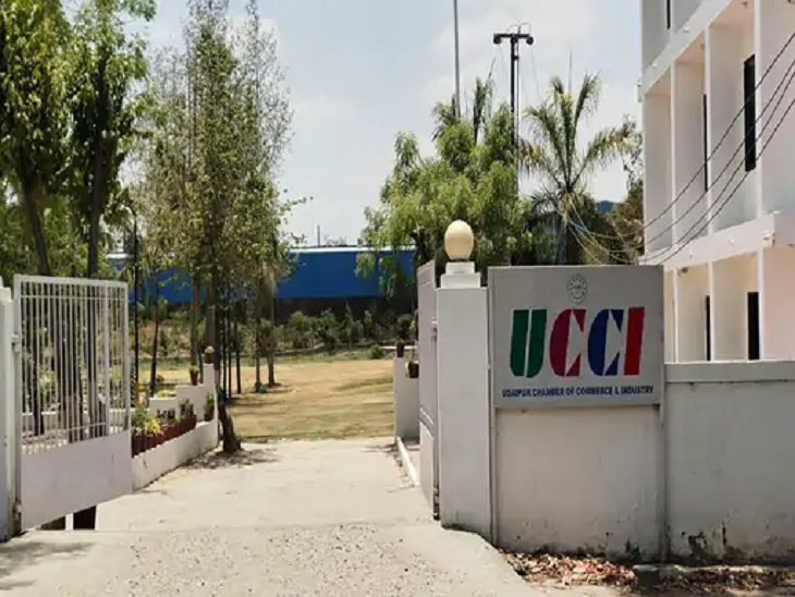 Manish Galundia and Hemant Jain for the post of Udaipur Chamber of ...