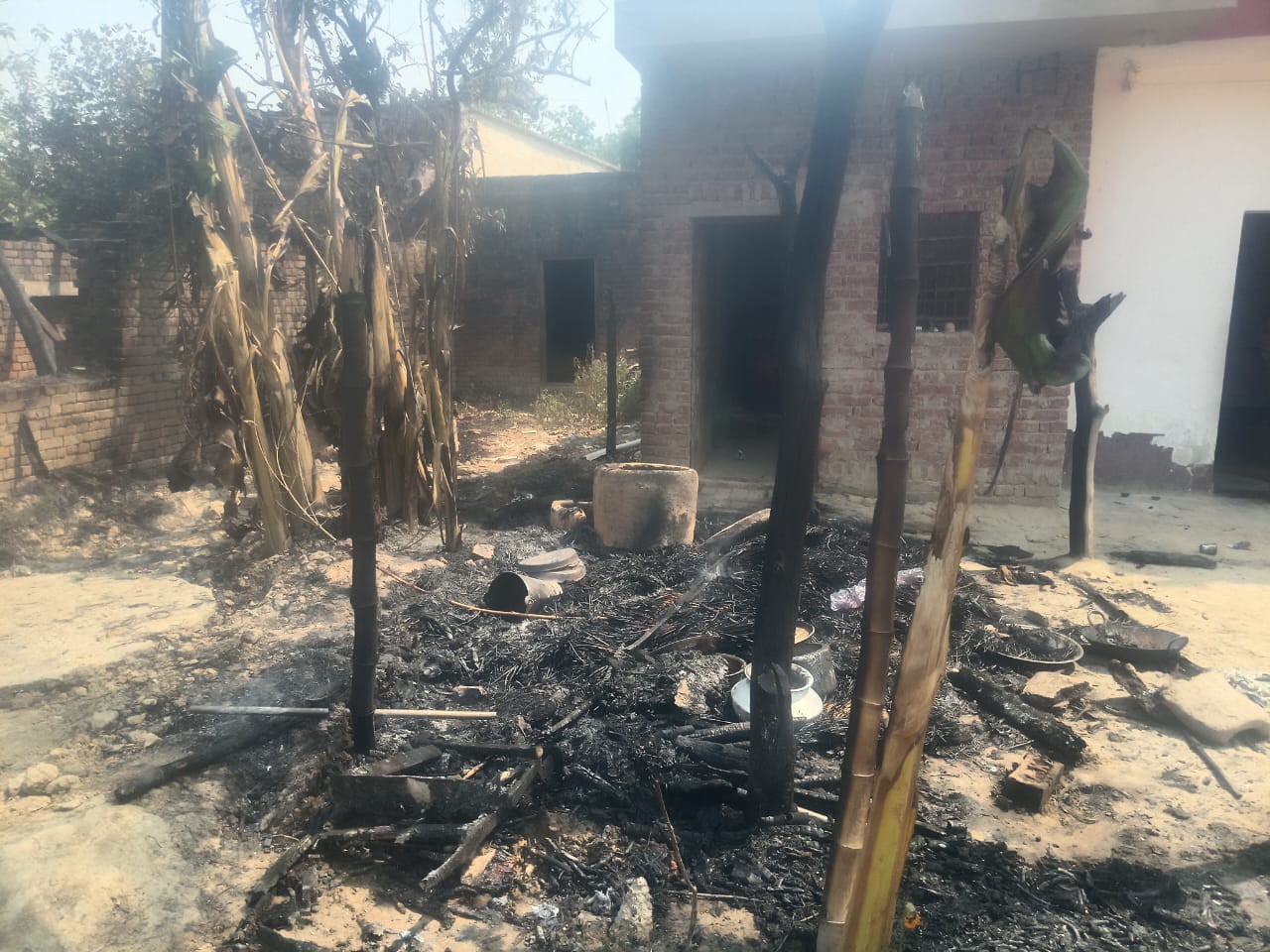 Fire broke out due to gas pipe burst in Dhanepur