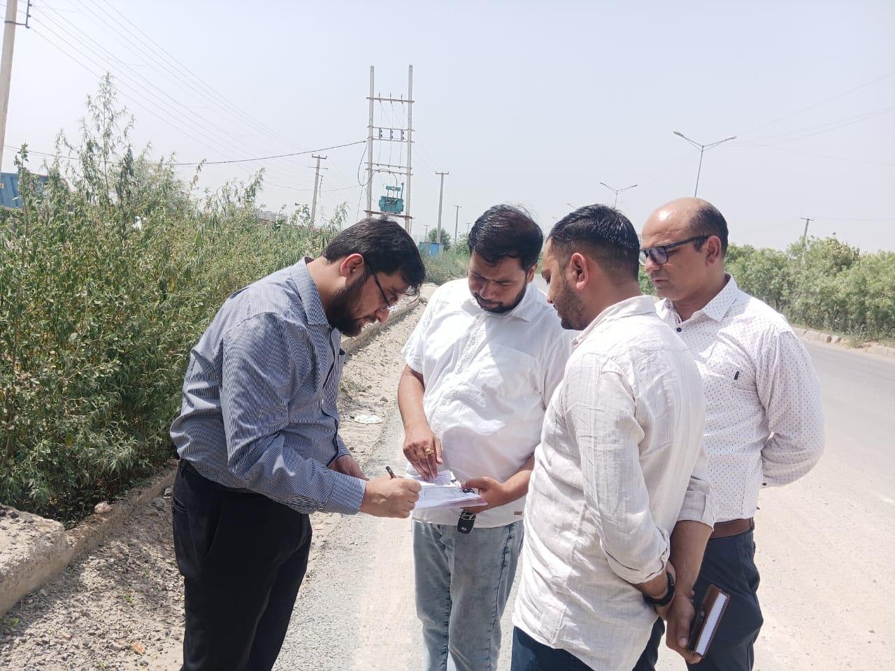 Gurugram-Manesar-commissioner-Naharpur-Kasan-sewer-inspection-update ...