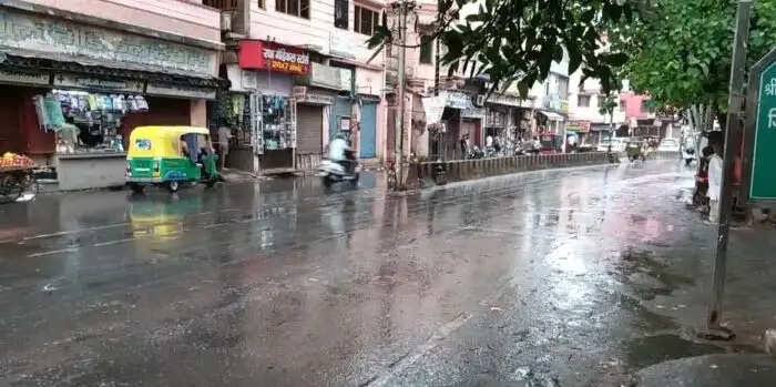 varanasi monsoon arrives nine days early light drizzle recorded ; heavy ...