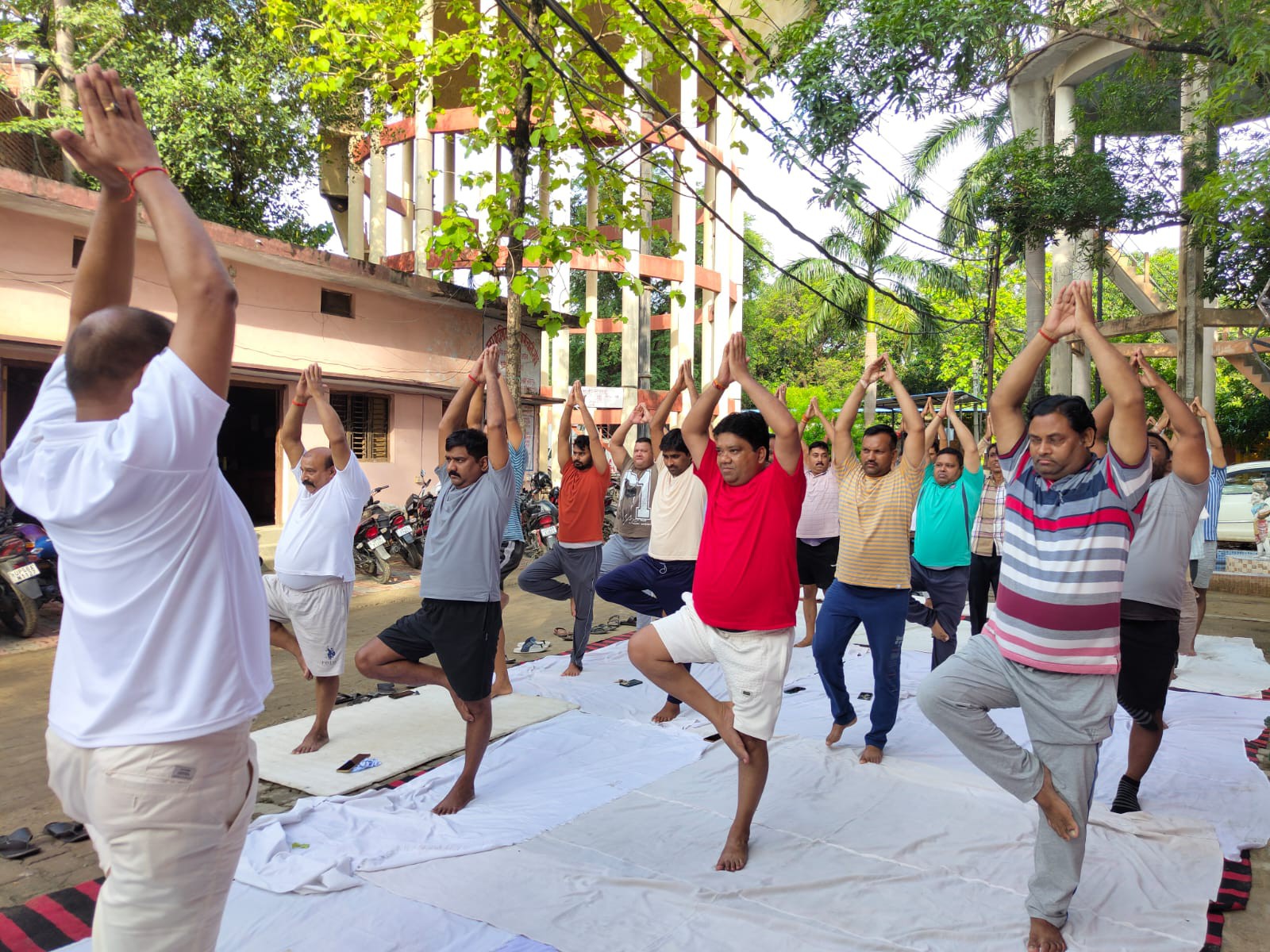 International Yoga Day in Nautanwa Municipality | नौतनवा नगर पालिका में ...