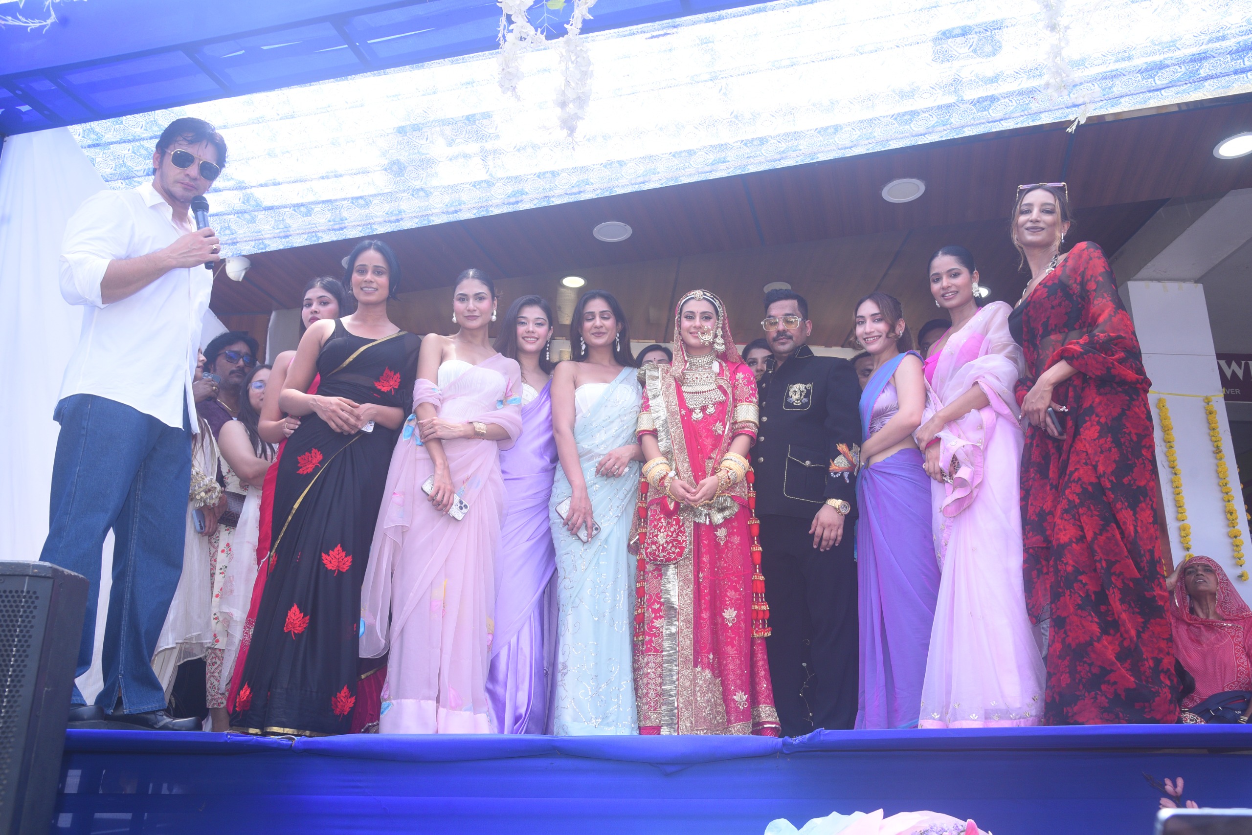 Actress Isha Malviya and Tina Ahuja spotted in Jaipur | जयपुर आई ...