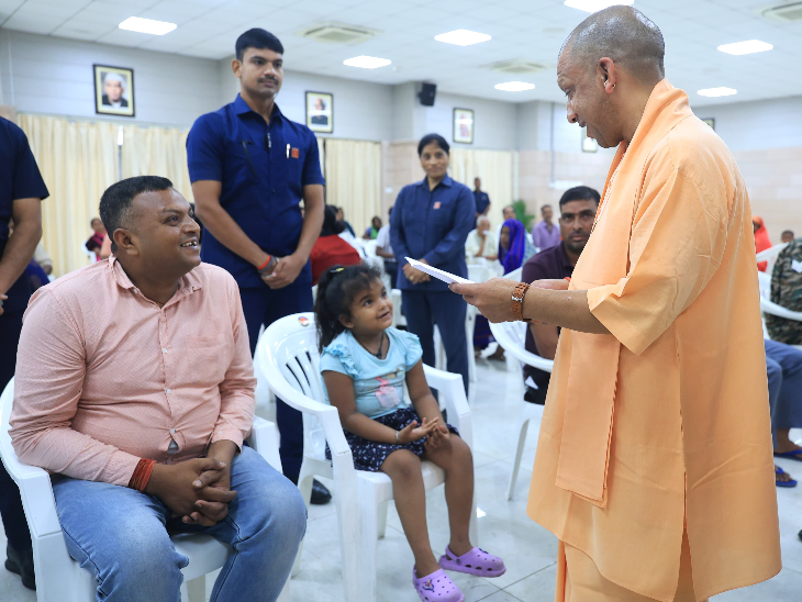 5-year-old asks Yogi for school admission, gets it in 4-hour: Enrolled ...