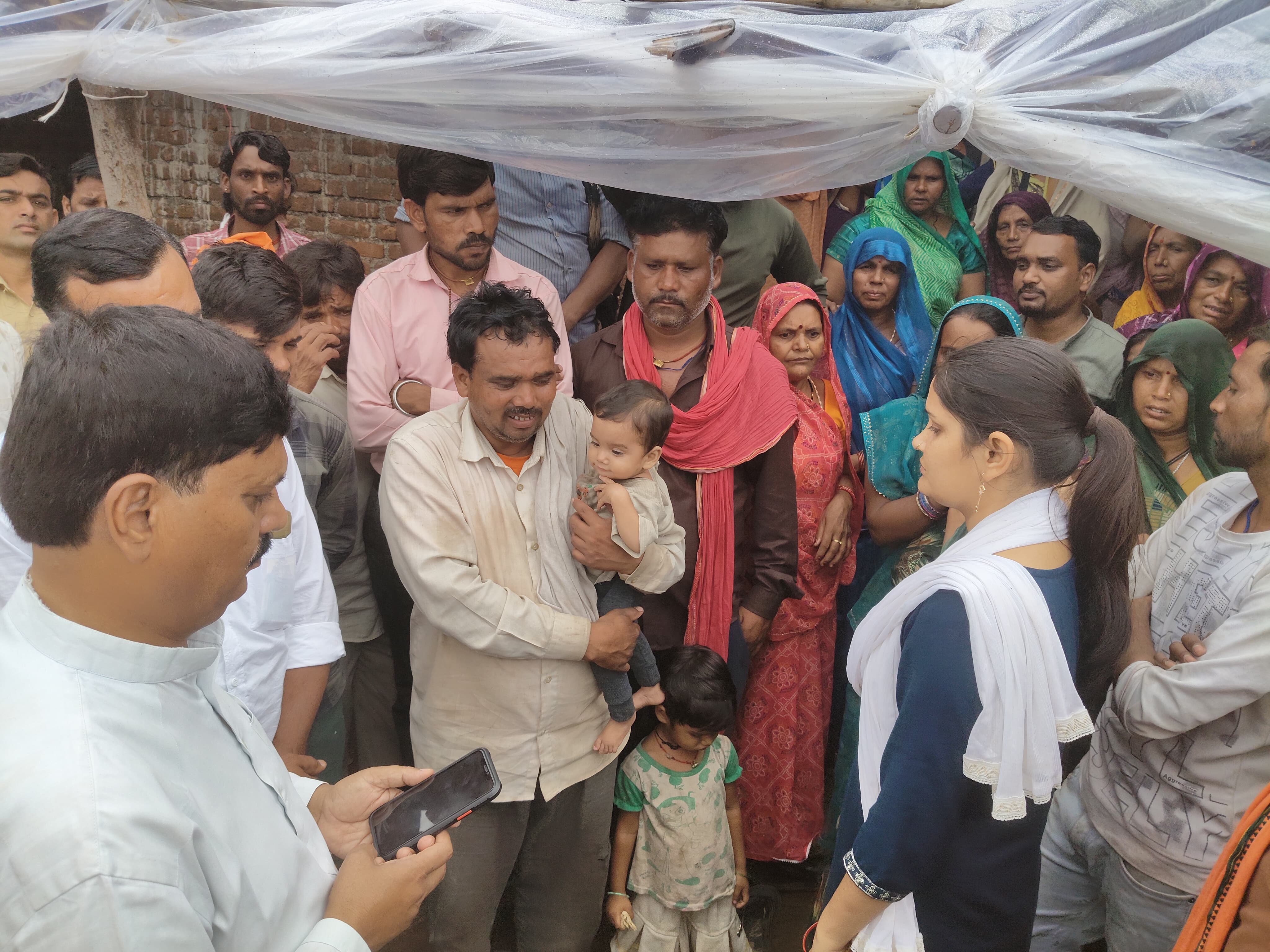 On the second day, Omkar Ahirwar's family agreed to the administration ...