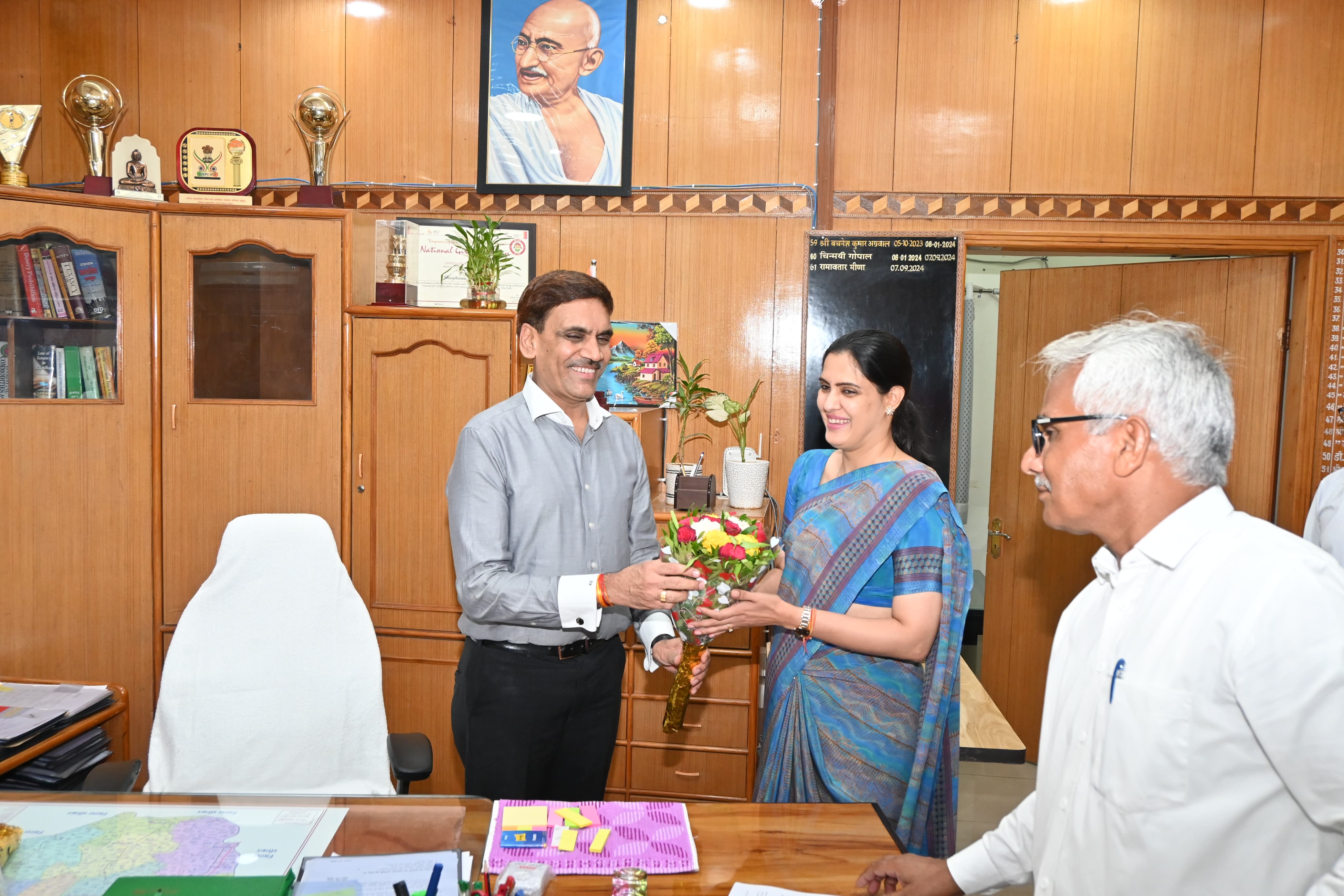 Arun Garg took charge as new District Collector in Jhunjhunu
