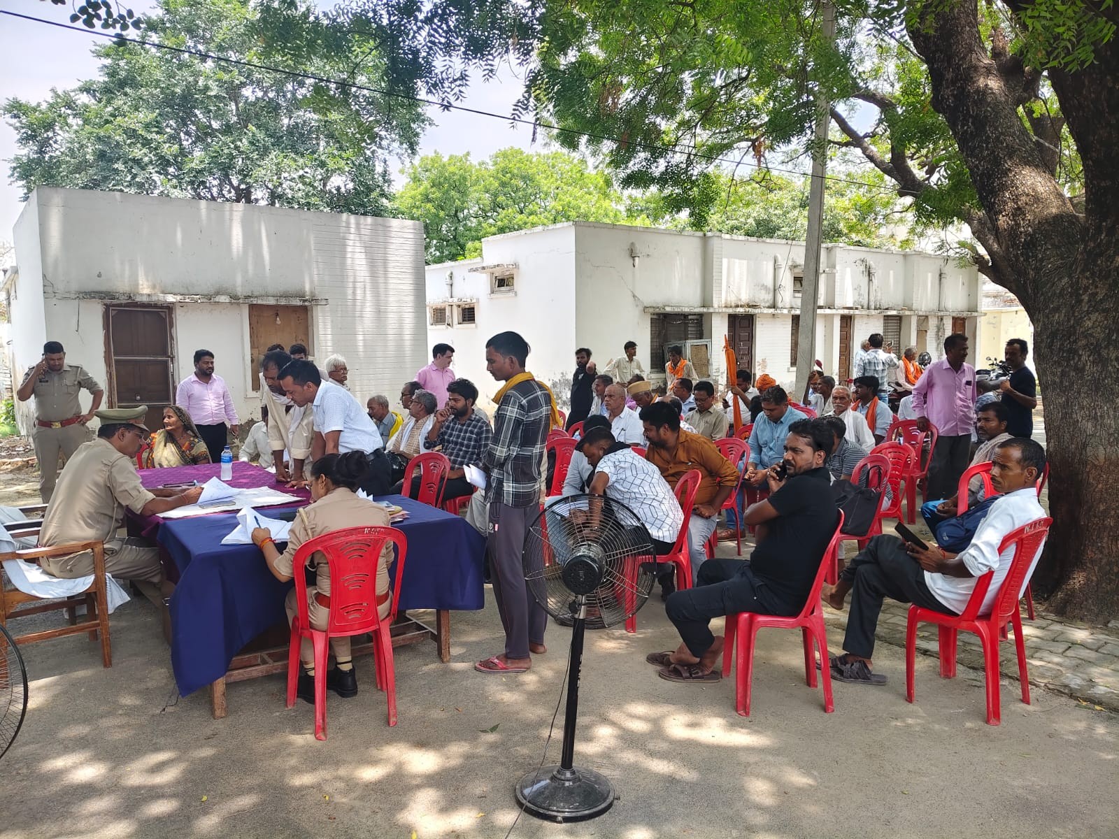 Police station resolution day in Pihani Kotwali | पिहानी कोतवाली में ...