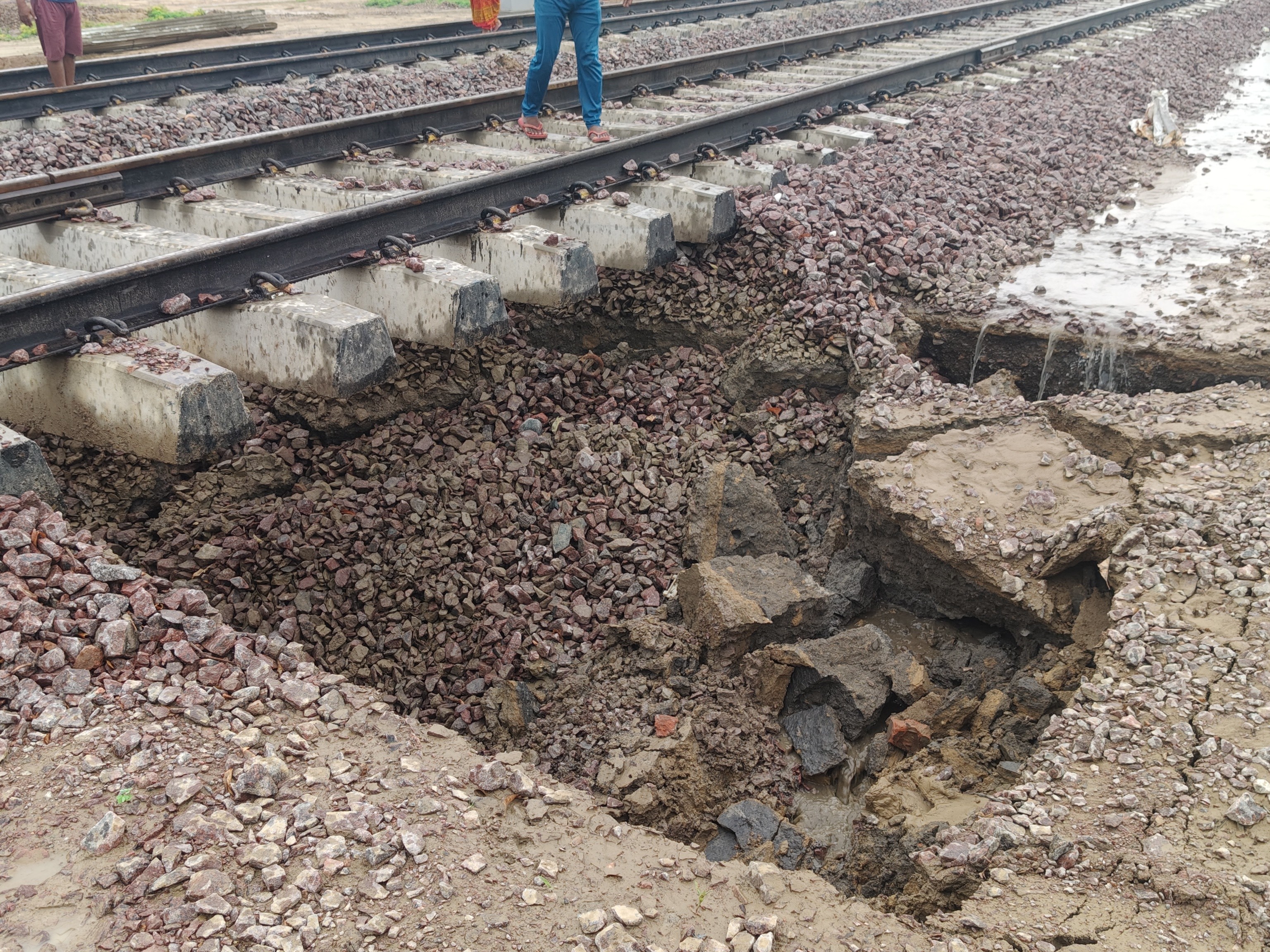 The condition of the railway track is bad due to rain in Nanpara