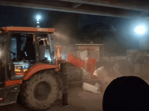 Bulldozers roared on illegal shops of Varanasi's night market | वाराणसी ...