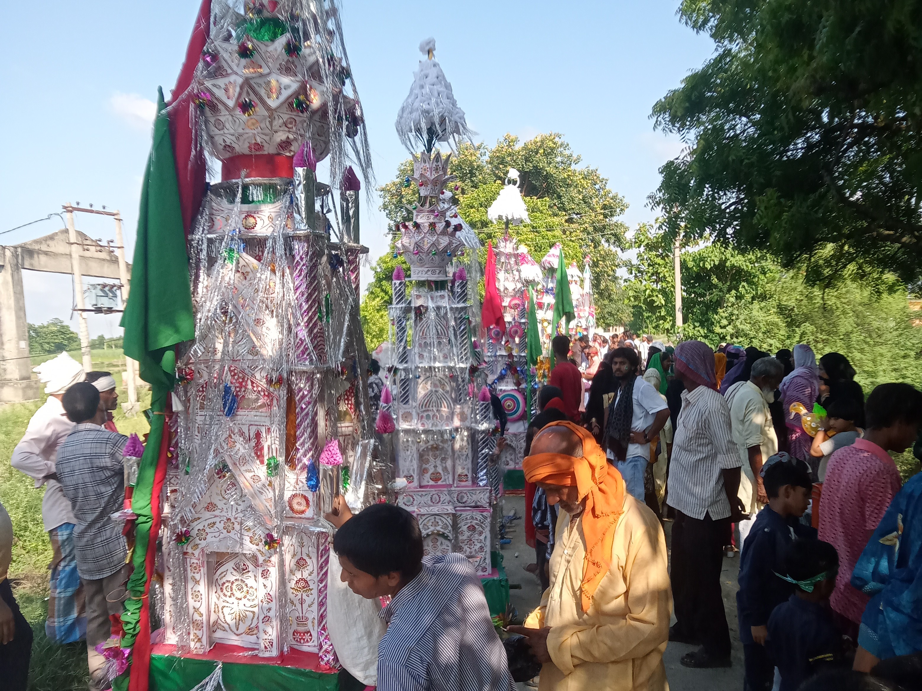Tajia procession on Muharram | मोहर्रम पर निकला ताजिया जुलूस: गैंजहवा ...