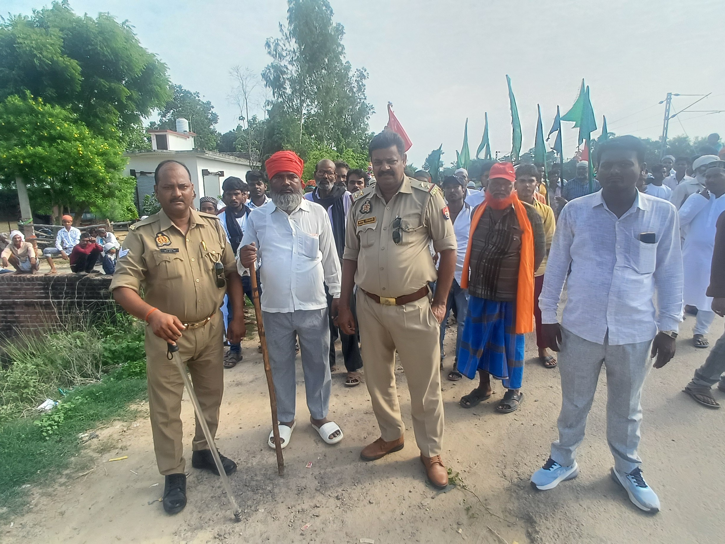 Tajia procession on Muharram | मोहर्रम पर निकला ताजिया जुलूस: परसराय ...
