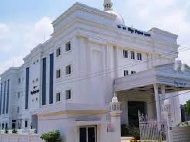 UP Discom Privatisation; Purvanchal Dakshinanchal Expenses Vs Selling ...