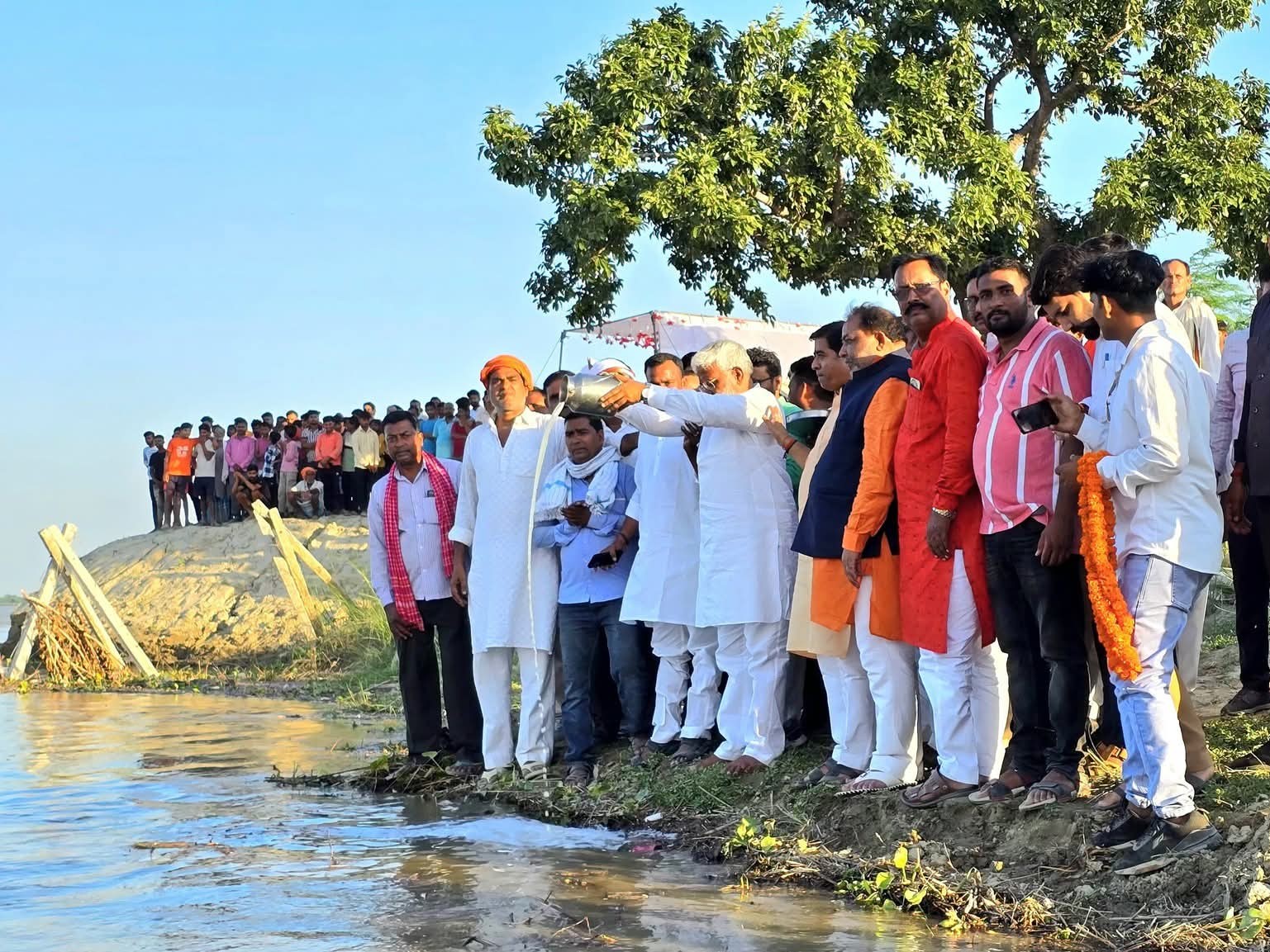 Construction of Kharid-Darauli bridge on Saryu river soon
