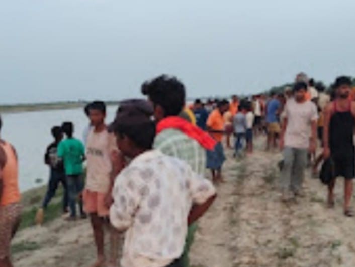 17 year old drowned while bathing in Saryu river
