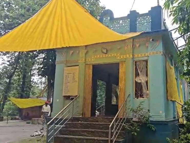 Balaghat's ancient Shiva temple is 150 years old