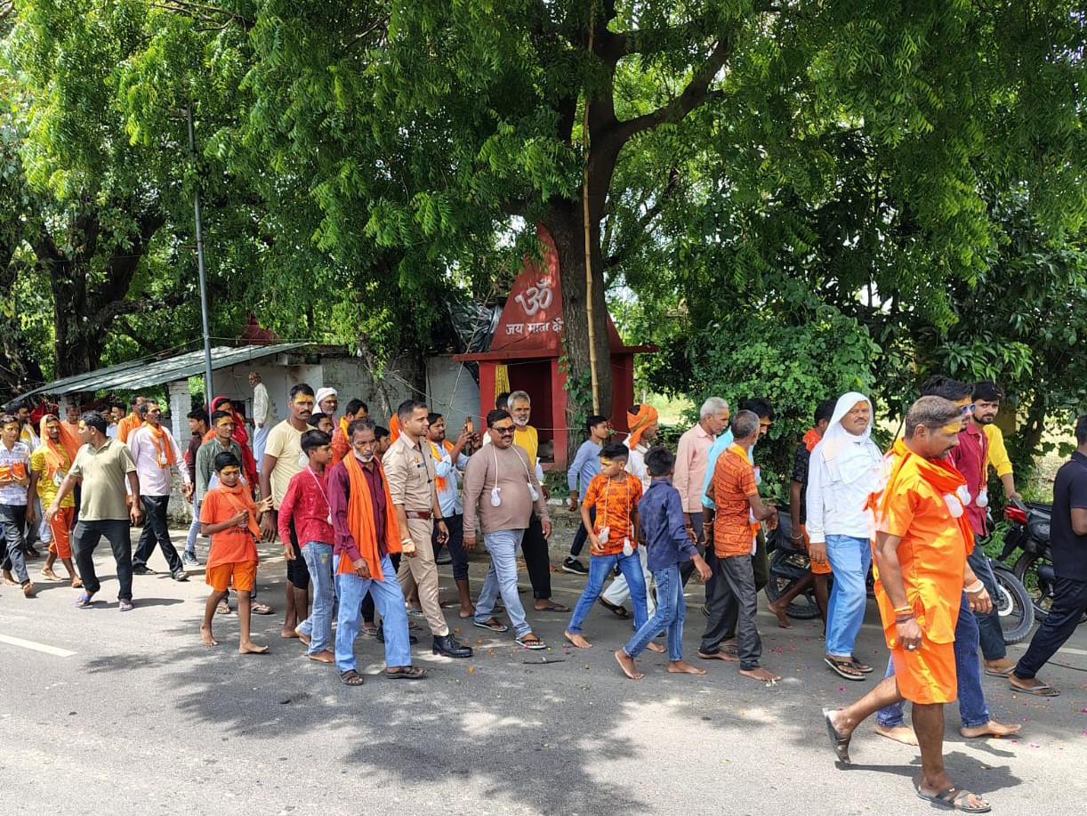 Kanwariyas reached Hargaon with Ganga water from Kannauj