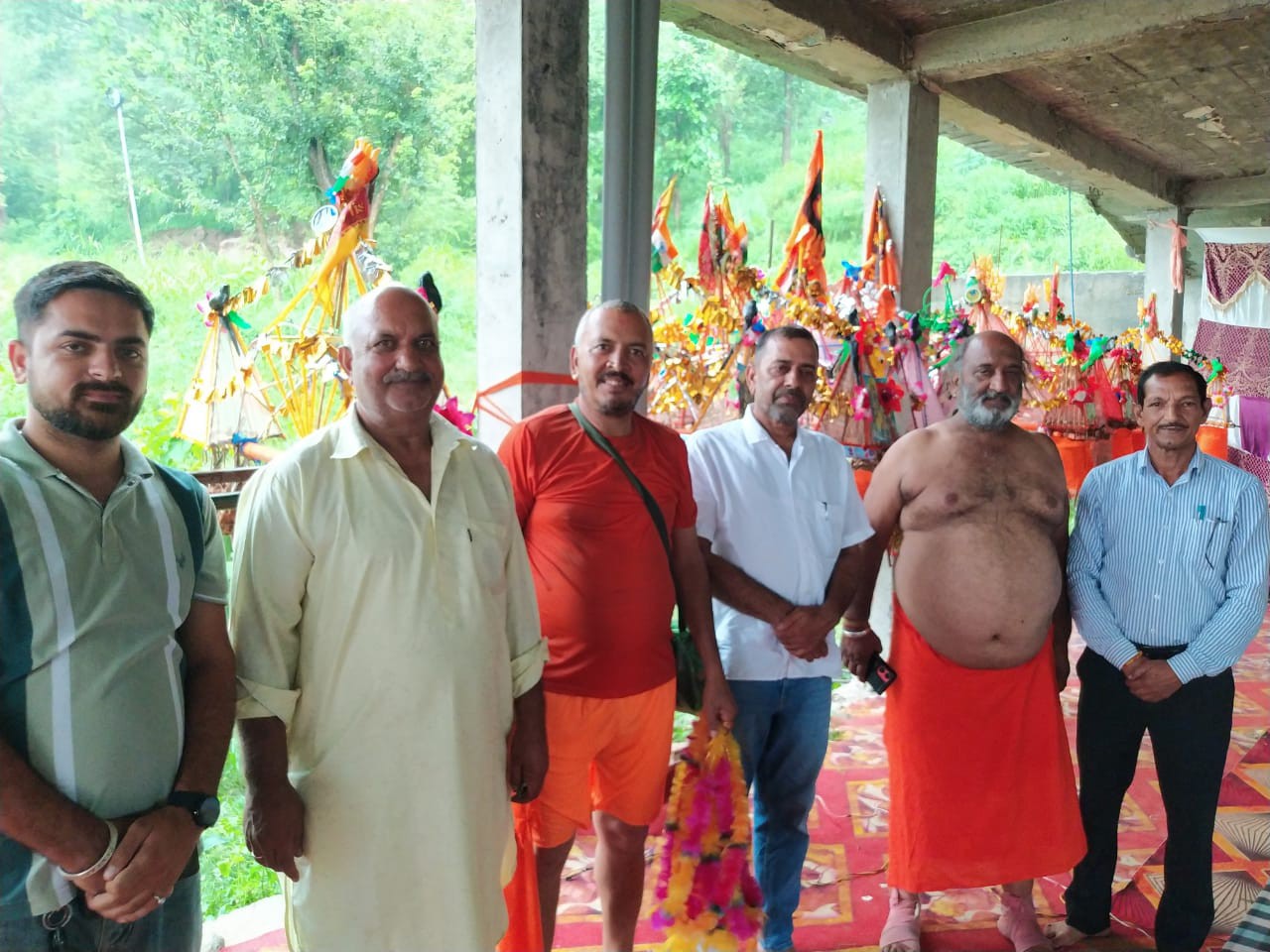 himachal pradesh badsar first group kanwar yatris reaches 450km journey ...