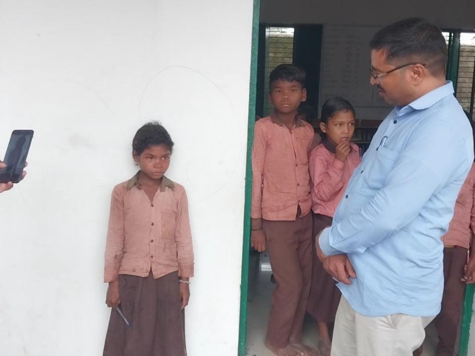 Missing girl found safe in Babhani | बभनी में लापता बच्ची मिली सकुशल ...