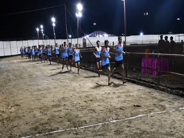 Army recruitment race from 4 pm | अलवर में अग्निवीर सेना भर्ती की दौड़ ...