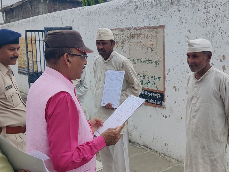 Jail DIG arrived to inspect the sub jail in Shujalpur | शुजालपुर में उप ...