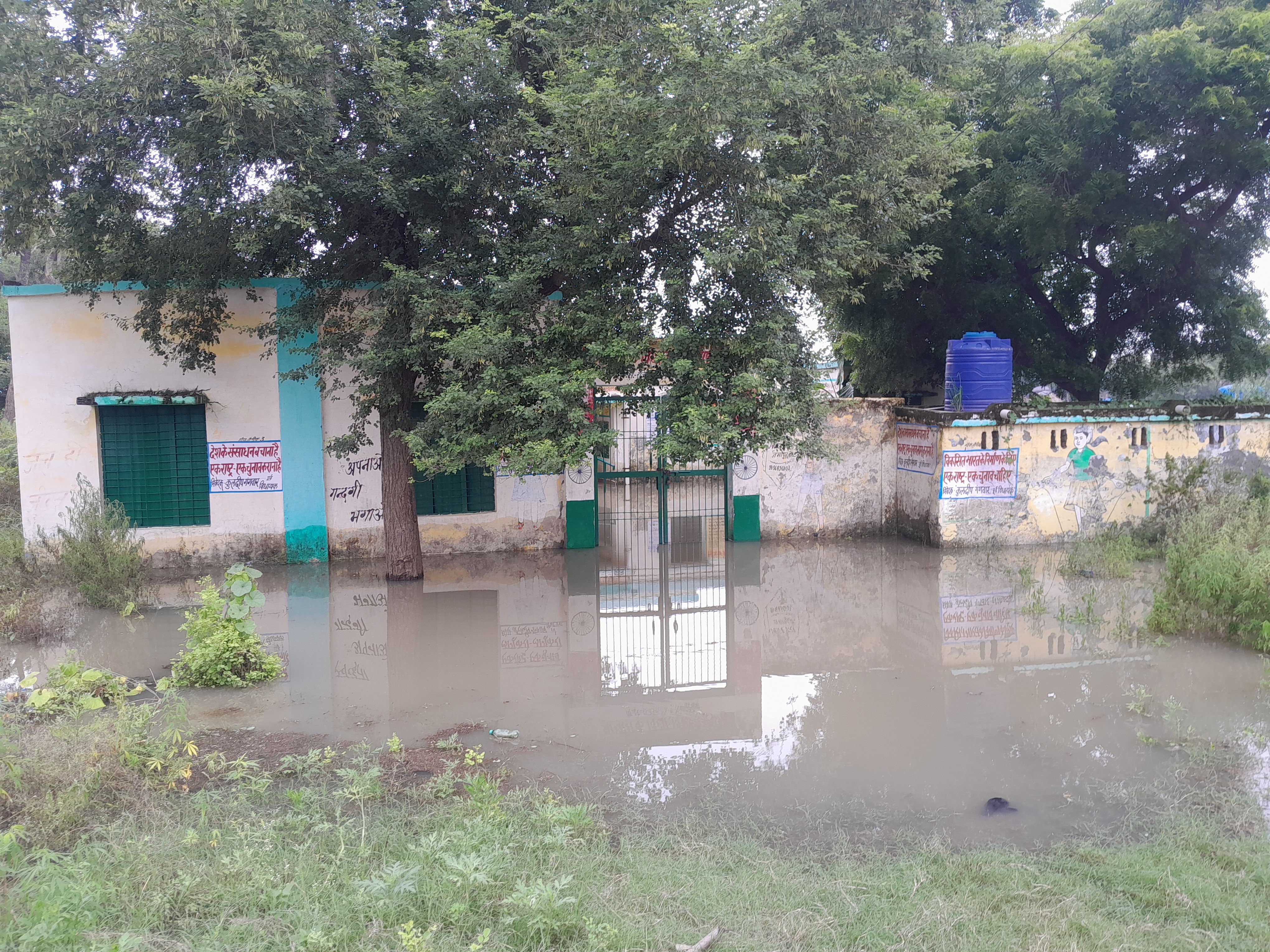 School closed in Amritpur due to Ganga flood