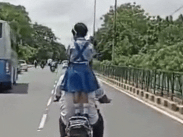 Video of a reckless bike ride in Jodhpur after leaving a girl standing ...