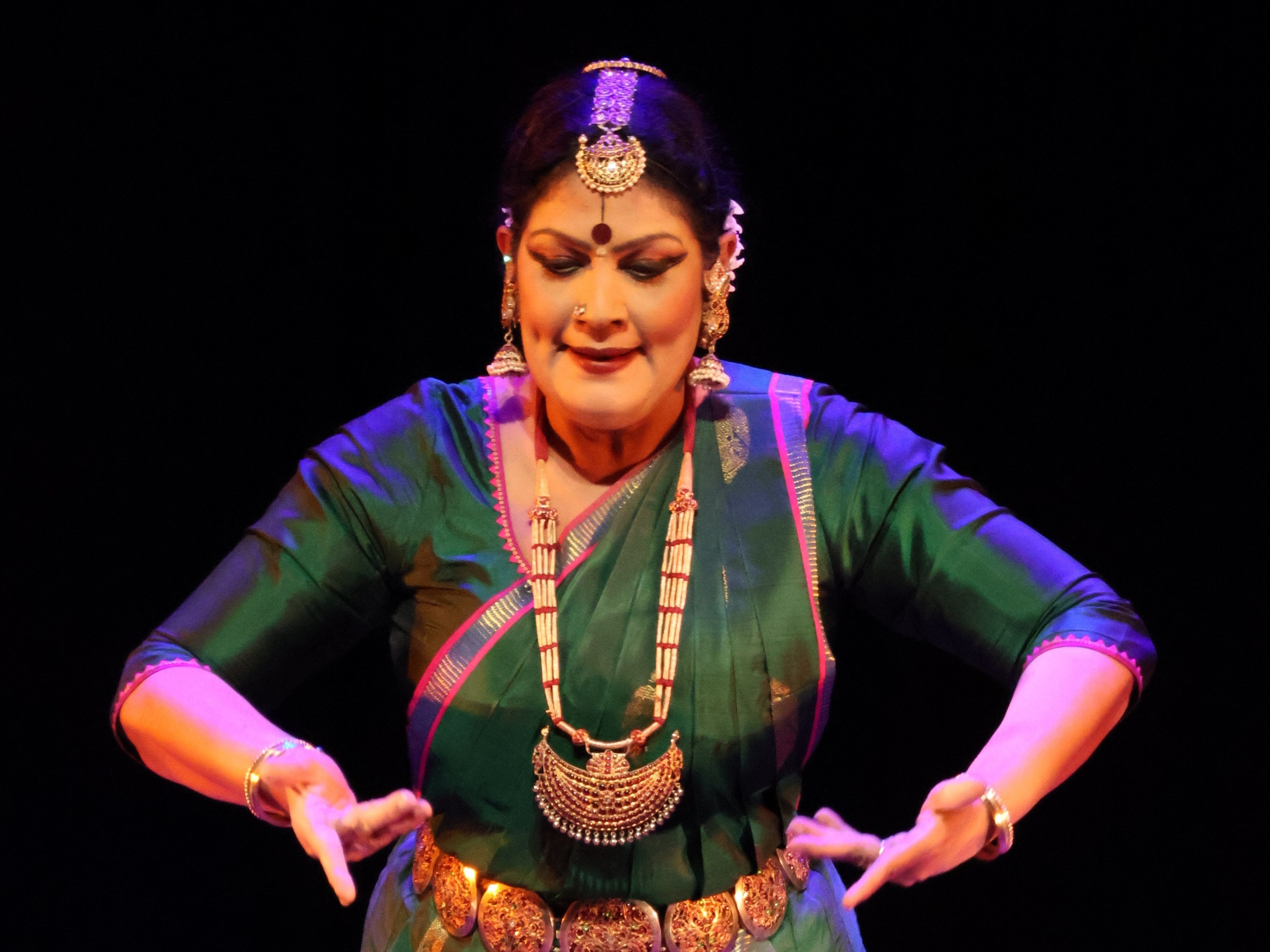 Geeta Chandran's 'Kavya Katha' held at Jaipur's RIC | जयपुर के आरआईसी ...