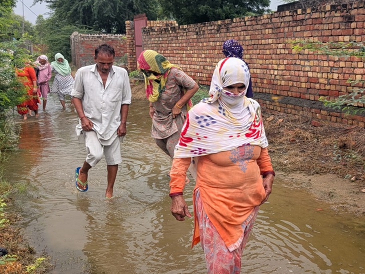 Rohtak rain Water logging Maham Kalanaur Sampla DC Sachin Gupta Haryana ...