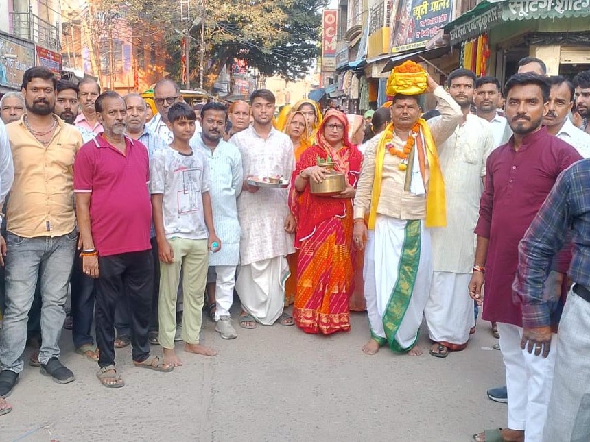 Kalash Yatra taken out in Bewar, Katha will continue till 21 September