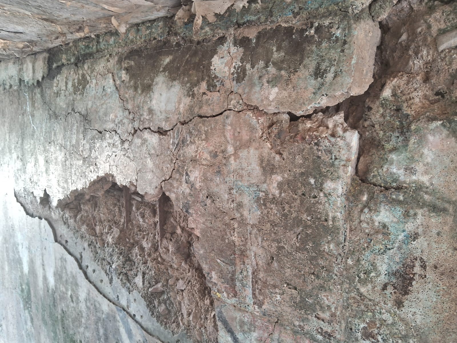 Bina-Sagar railway line culvert in dangerous condition