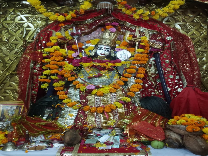 Light and decoration in Zawar Mata Temple in zawar mines of Udaipur in ...