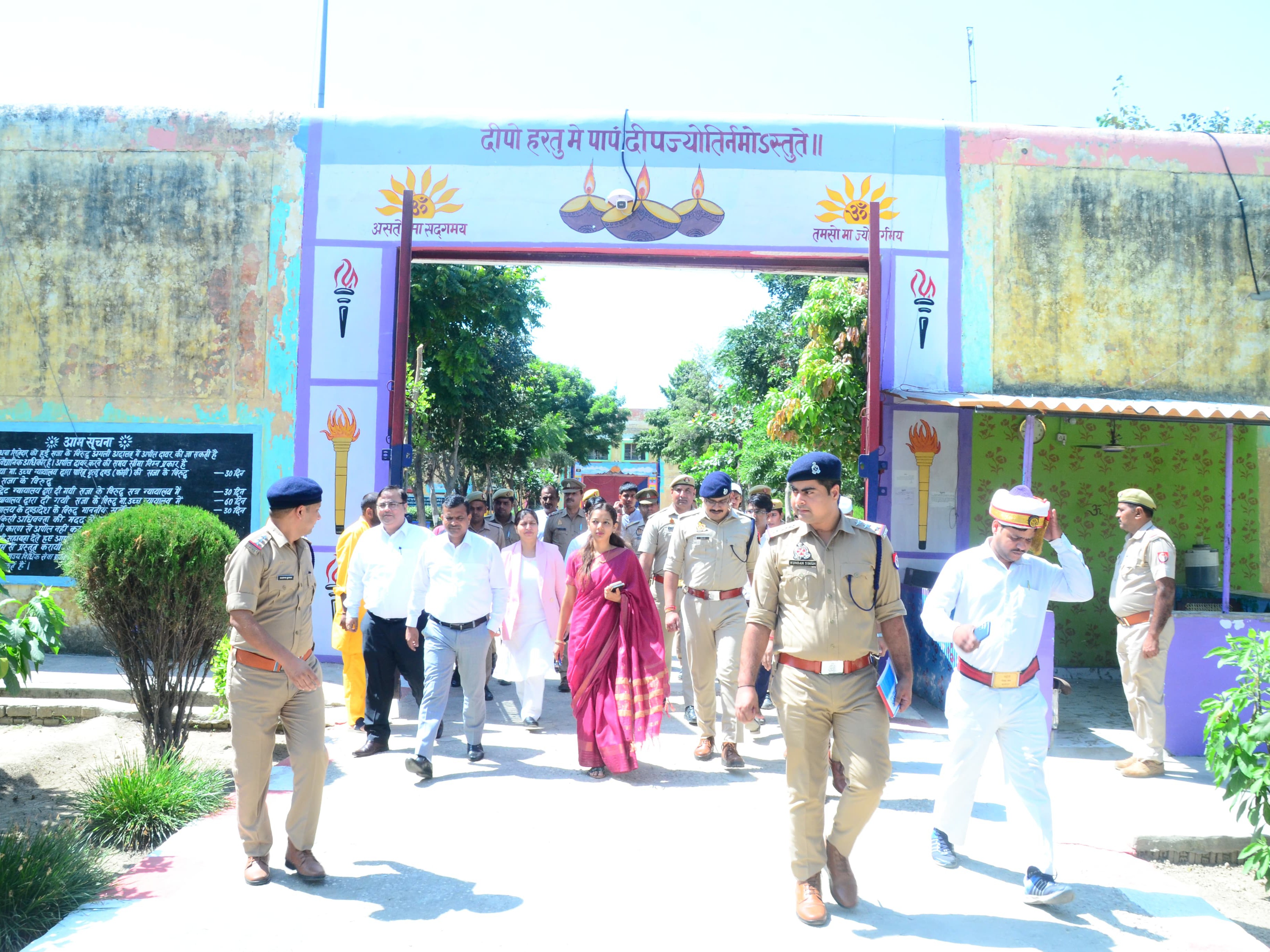 District Judge and DM-SP inspected Baghpat Jail