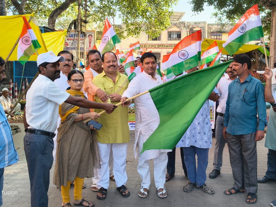 A rally was held in Atrauli under the Clean India Campaign.
