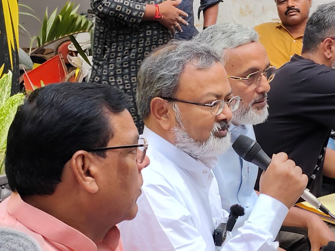 Jan Suraj press conference in Patna